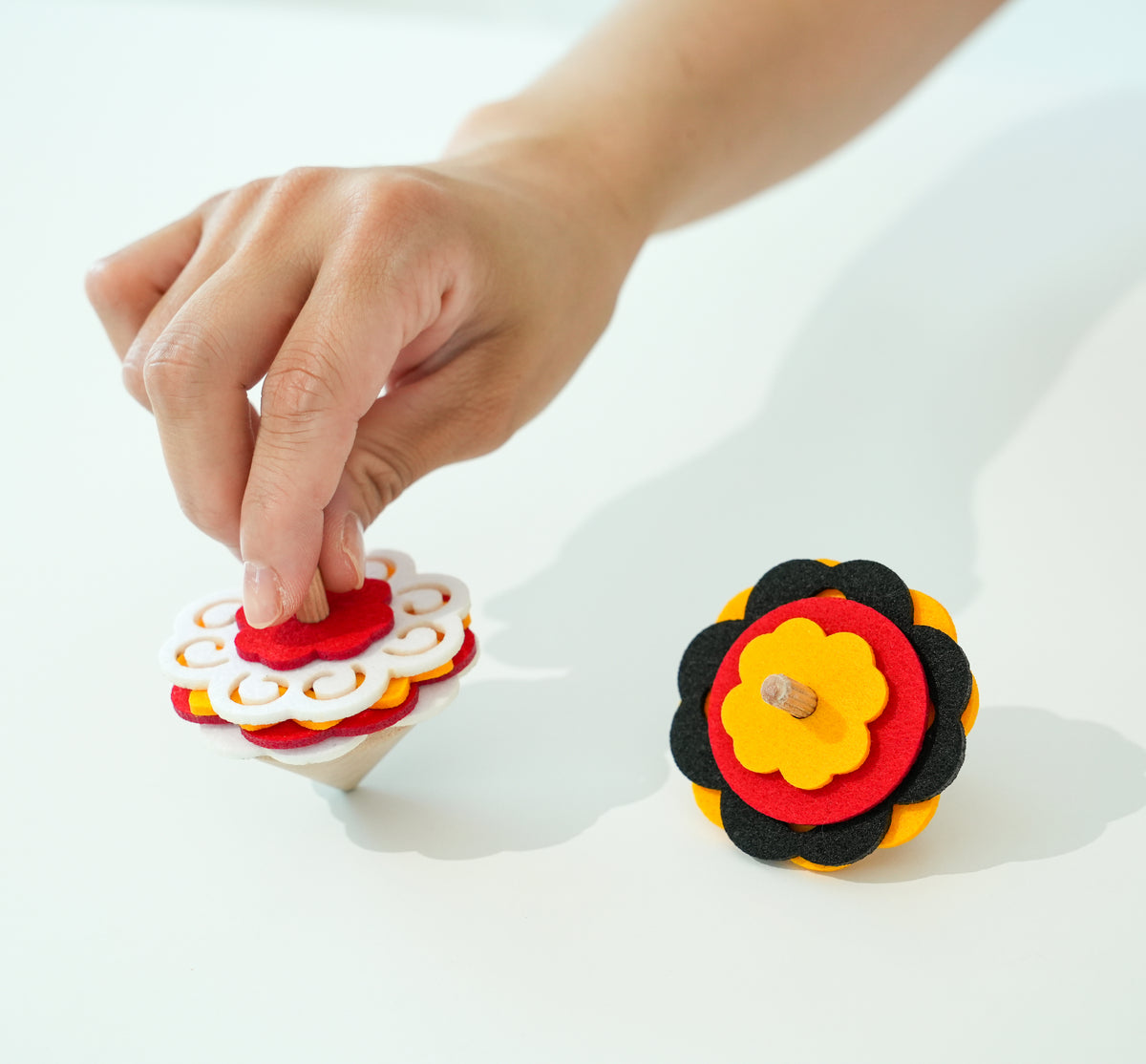 [ARTSOOMBI] MUSEUM IN HAND Korean Heritage "Paengi" Spinning Tops Kit ...