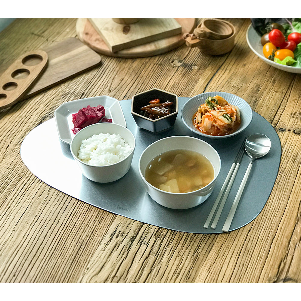 [DSP] VERNOX Metal Triangular Table Mat – NOTAG GLOBAL